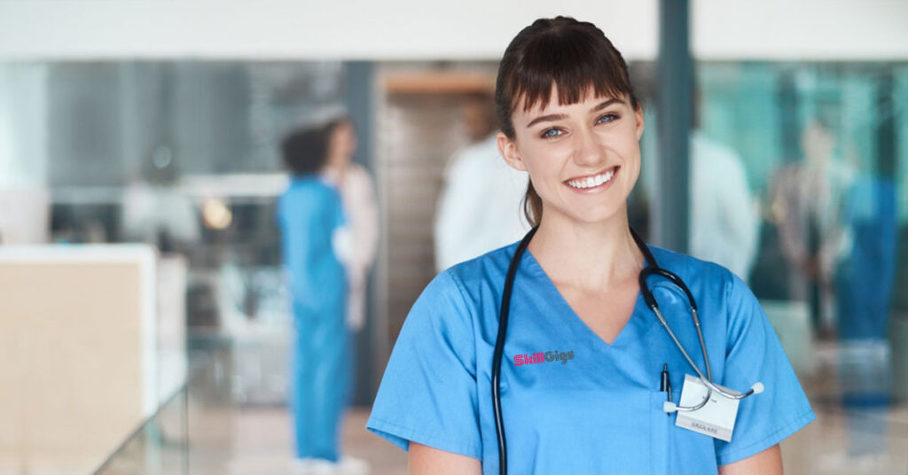 What Do Travel Nurses Do? Roles and responsibilities