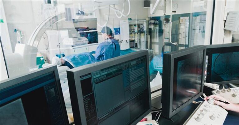 Cath Lab Nursing: Role of Cath Lab Nurses in Cardiac Procedures